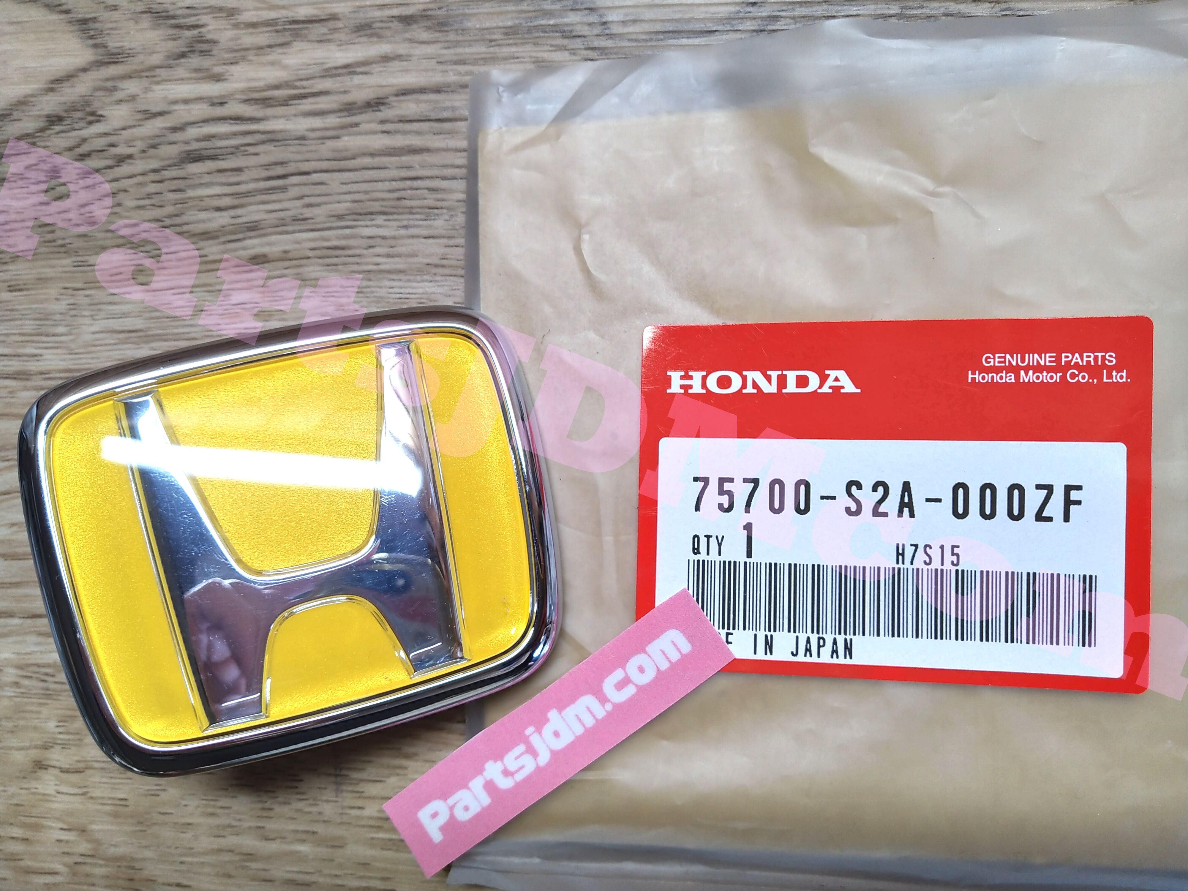 HONDA GENUINE JDM S2000 AP1 AP2 Yellow H Emblem Badge Ornament OEM Par ...
